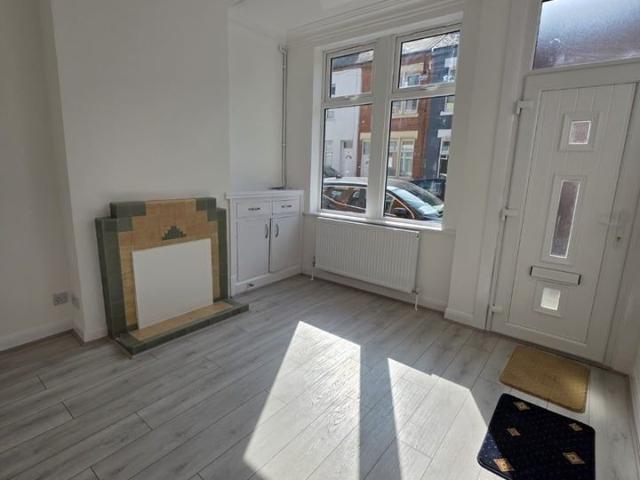 3 Bed Terraced House, Derwent St, LE2