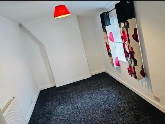 3 Bed Terraced House, Derby Road, SO14