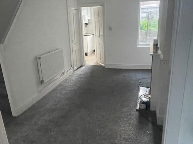 3 Bed Terraced House, Duchess Road, M8