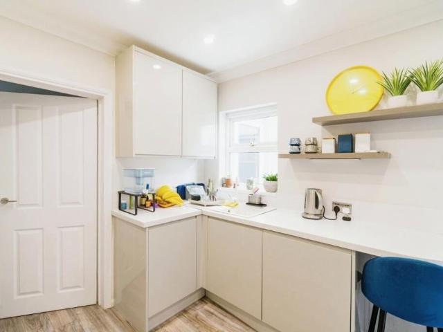 3 Bed Terraced House, English Road, SO15