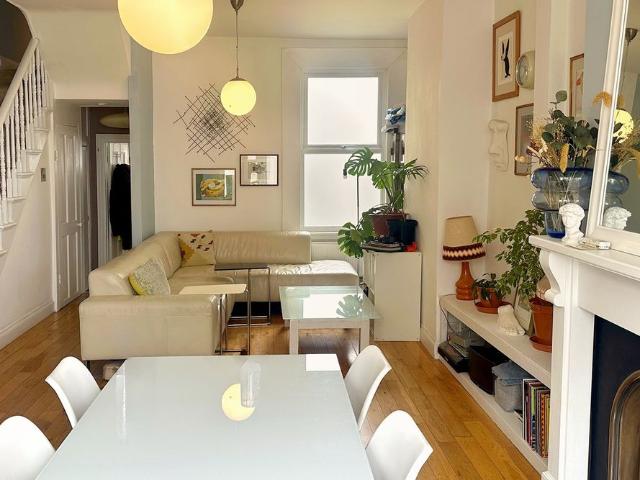 3 Bed Terraced House, Ethnard Road, SE15