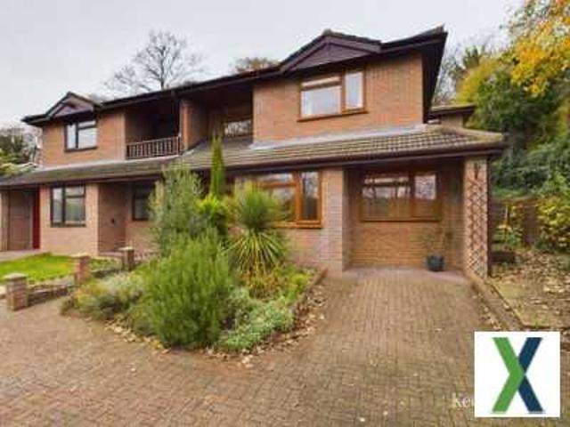 3 bed terraced house for sale