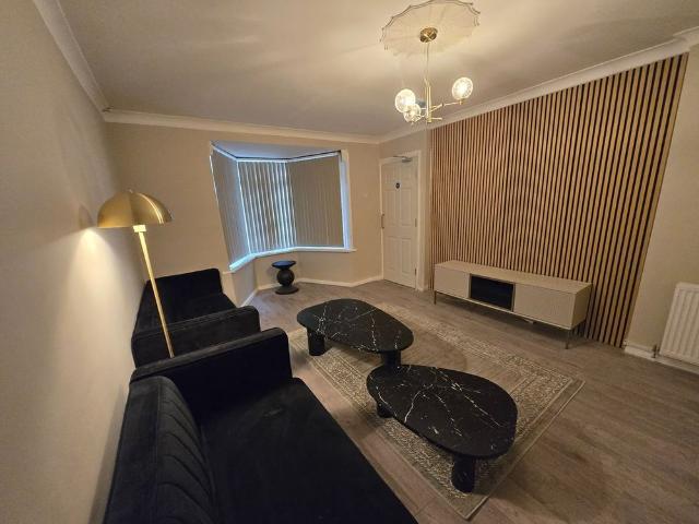 3 Bed Terraced House, Fox Green Crescent, B27