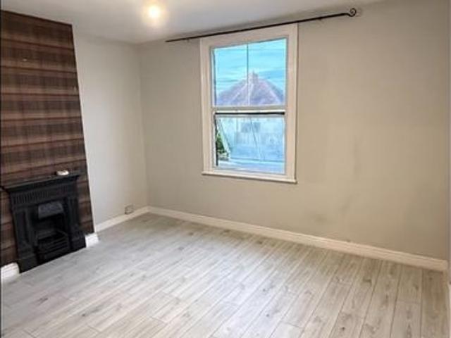 3 Bed Terraced House, Grove Road, B14