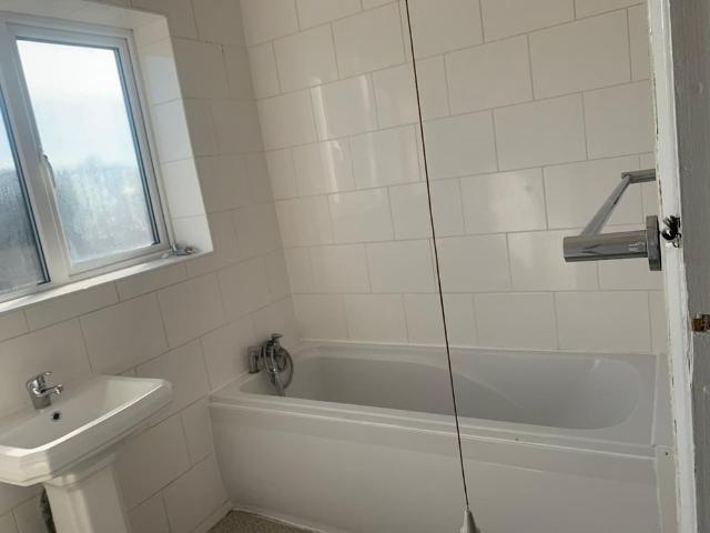 3 Bed Terraced House, Ilford, IG3