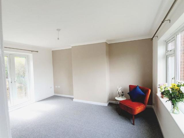 3 Bed Terraced House, Leybourne Drive, NG5