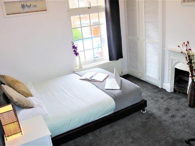 3 Bed Terraced House, Marlborough Road, CV2