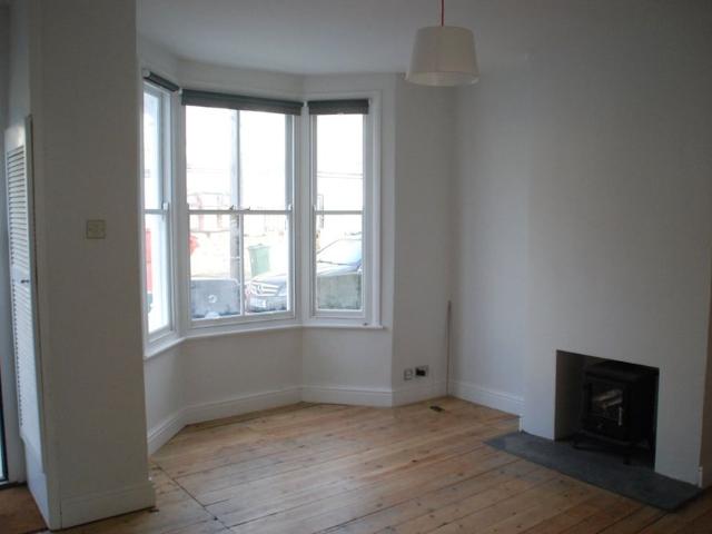 3 Bed Terraced House, Netley Road, E17