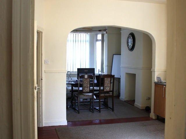 3 Bed Terraced House, New Cross Street, M5