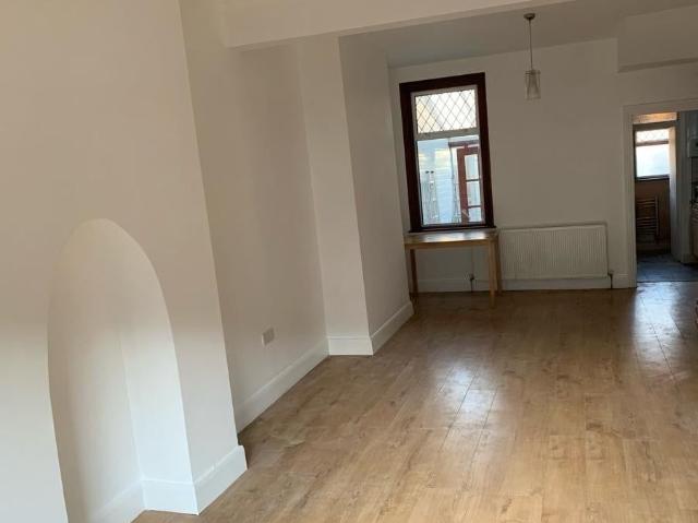 3 Bed Terraced House, Norfolk Road, E6