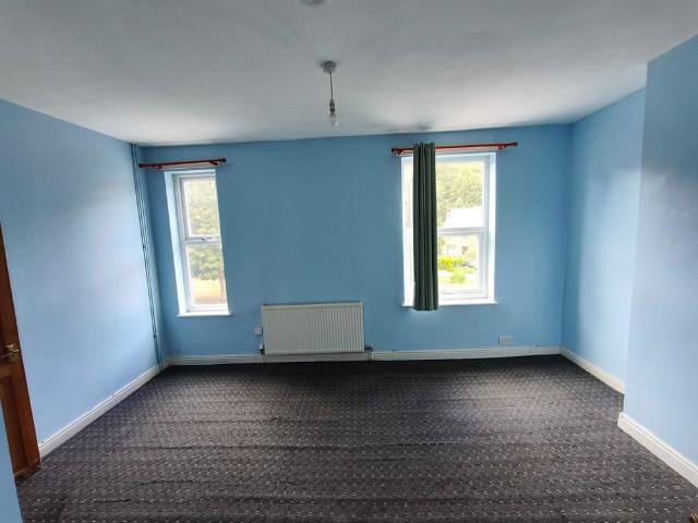 3 Bed Terraced House, Owler Lane, S4