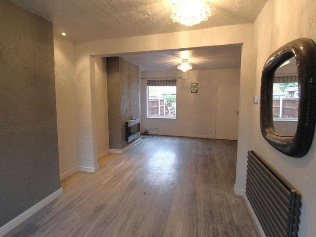 3 Bed Terraced House, Radford Grove Lane, NG7