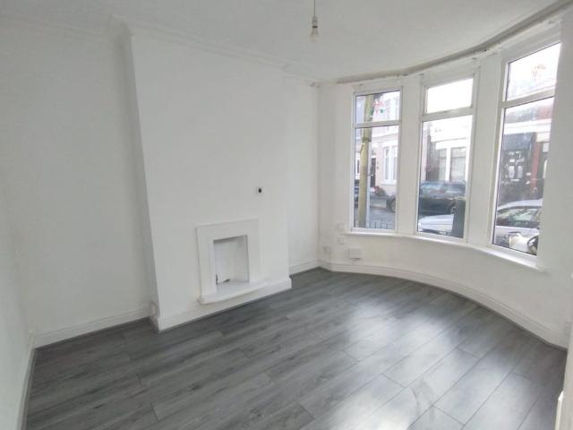 3 Bed Terraced House, Southdale Road, L15