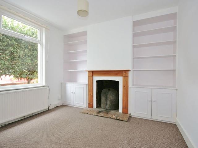 3 Bed Terraced House, Swansea Road, RG1