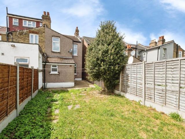 3 Bed Terraced House, St. Winefride's Avenue, E12