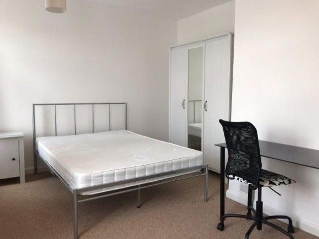 3 Bed Thesiger Street â€“ 3 Bed