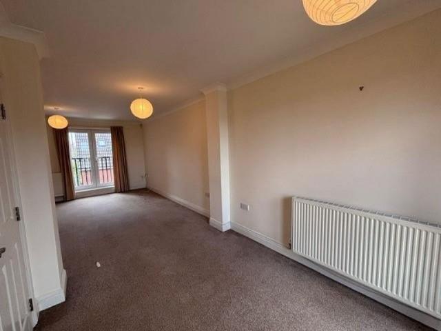 3 BED Town house To rent