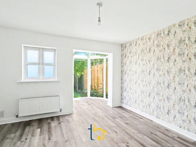 3 bed town house to rent in Ned Ludd Close, Leicester, LE7