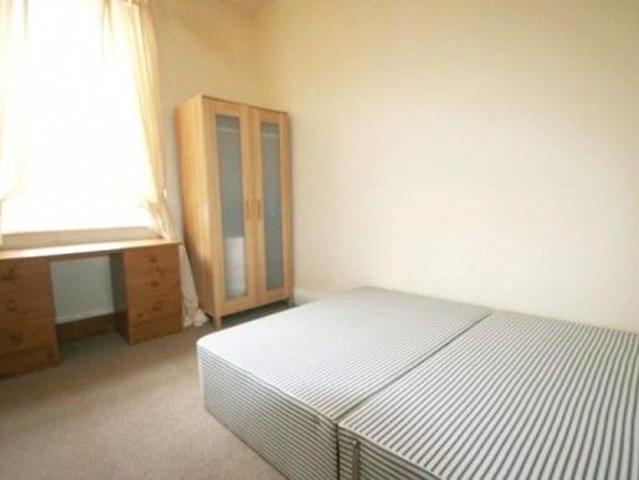 3 Bed Warwick Street, Heaton