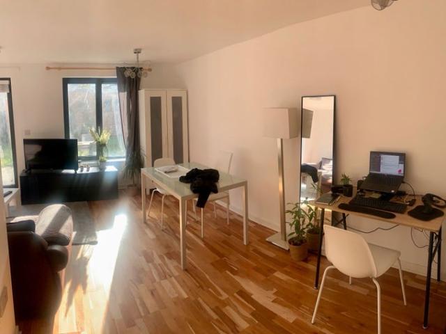 3 bed with garden Oval/Brixton. Move in ASAP