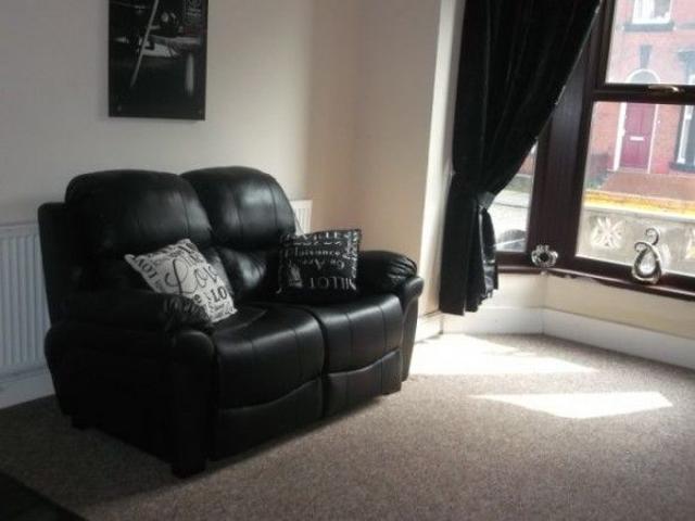 3 Bed Ashville Grove, Leeds, Ls6