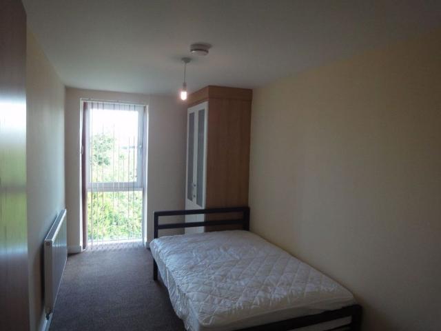 3 bed Apartment Apt 5 Ecclesall Gate
