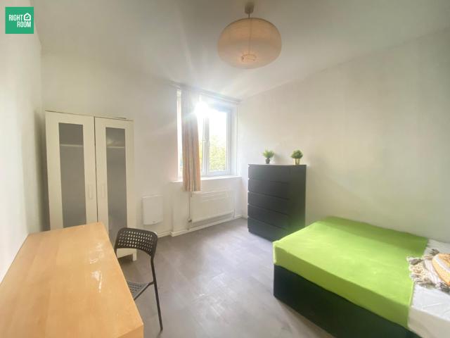 3 Bed Apartment, Augustus House NW1 3TB