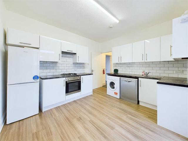 3 Bed Apartment Duplex For Rent