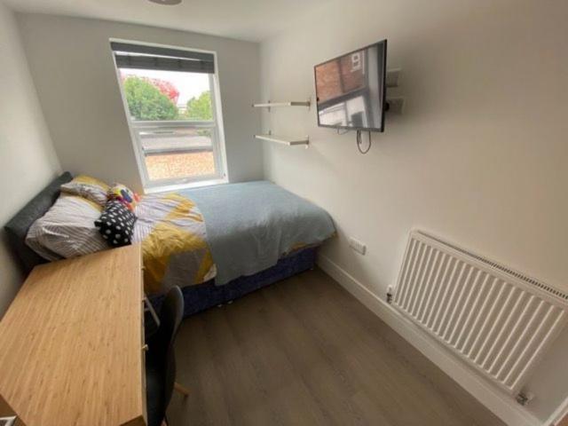 3 bed Apartment for Rent