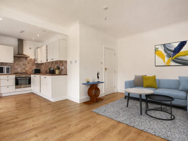 3 Bed Apartment Somerton Road London NW2