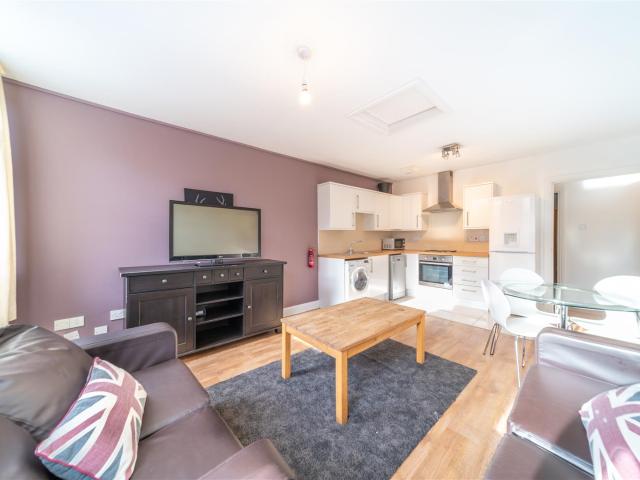 3 bed apartment to rent in St Andrews Street, City Centre, NE1