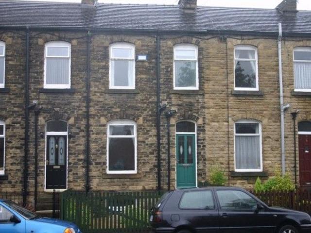 3 Bed Brook Street, Moldgreen, Huddersfield, West Yorkshire
