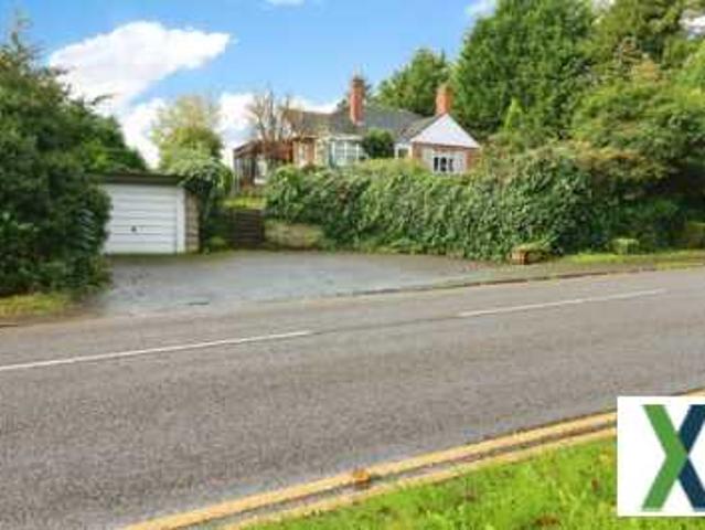 3 bed detached bungalow for sale