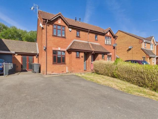 3 BED Detached house To rent