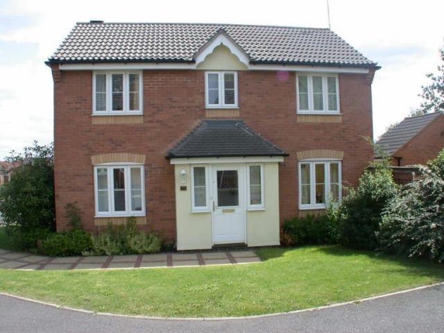 3 BED Detached house To rent