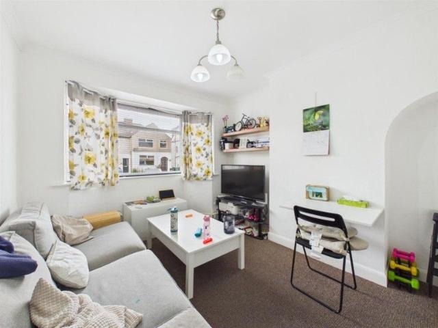 3 BED Detached house To rent