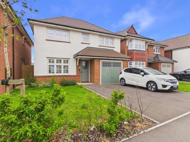 3 BED Detached house To rent