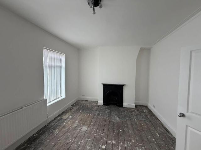3 Bed Detached House, Cedardale Road, L9