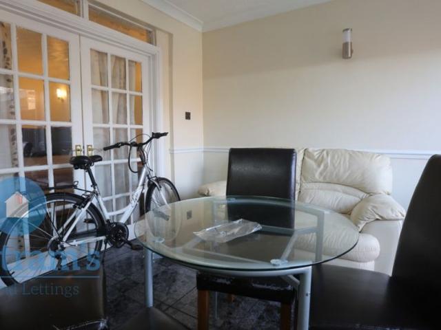 3 bed Detached House for Rent