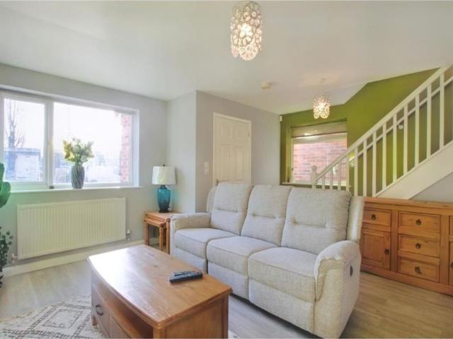3 Bed Detached House, Mile End Road, NG4
