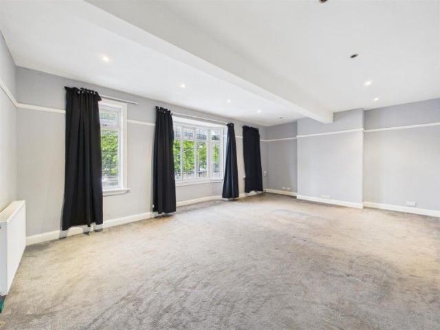 3 BED Duplex To rent