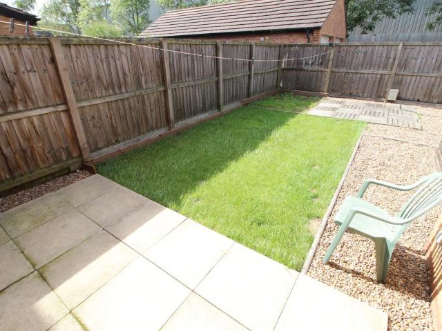 3 bed end of terrace to rent in Mountbatten Way, Chilwell, Nottingham, NG9 6RX