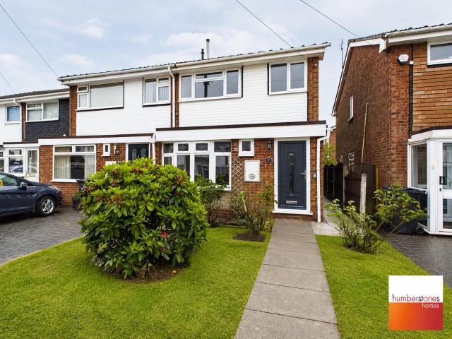 3 bed end of terrace house to rent in PINEWOOD DRIVE BARTLEY GREEN