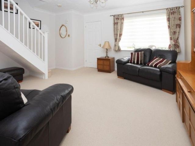 3 BED End of terrace house To rent