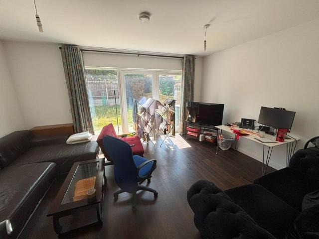 3 Bed End Terrace, Berlin Terrace, E15
