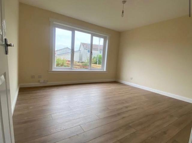 3 Bed End Terrace House in Kirkintilloch G66
