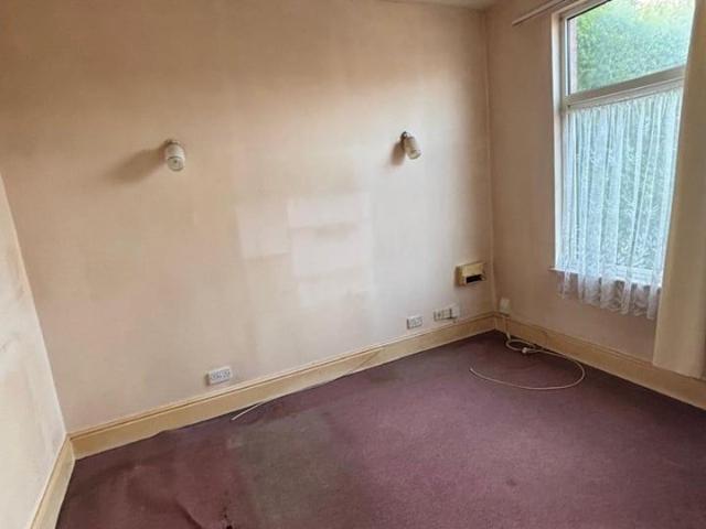 3 Bed End Terrace, Middle St, NG9