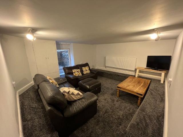 3 Bed End Terrace, Sydney Road, S6