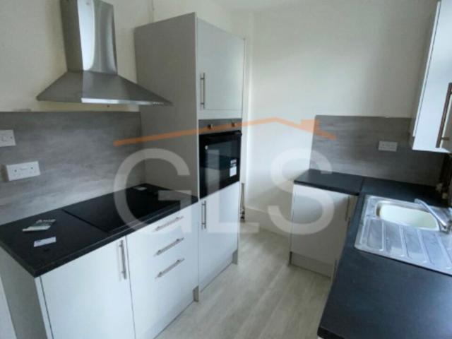 3 bed End Terraced House