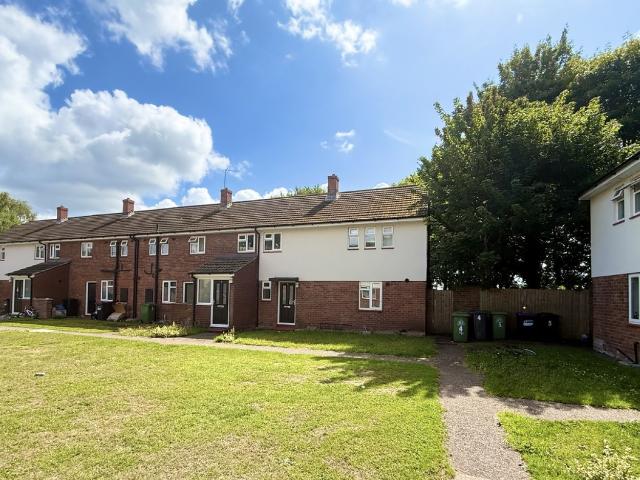 3 bed End Terraced House to Let